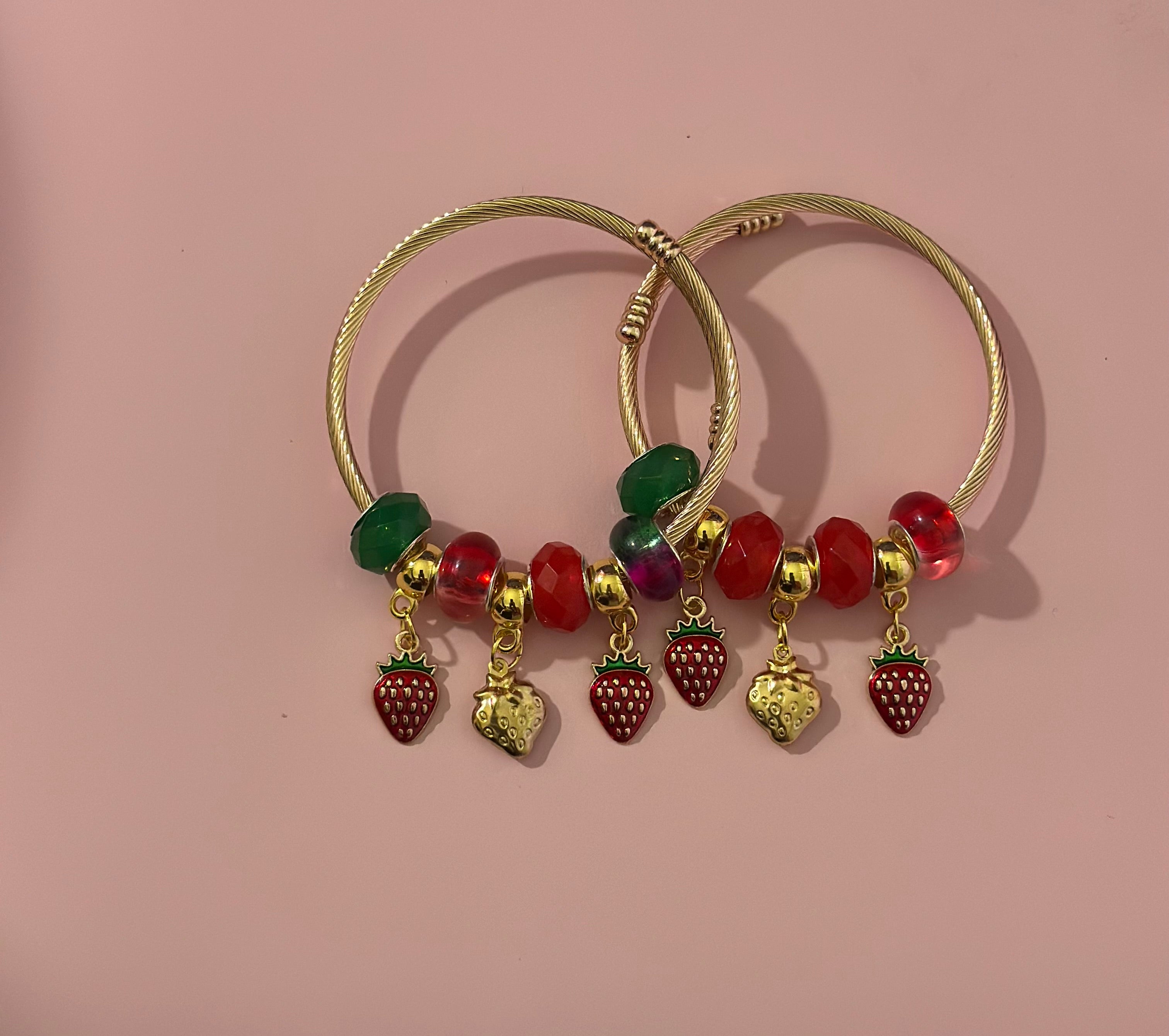 Bangles – Dangle Bracelet